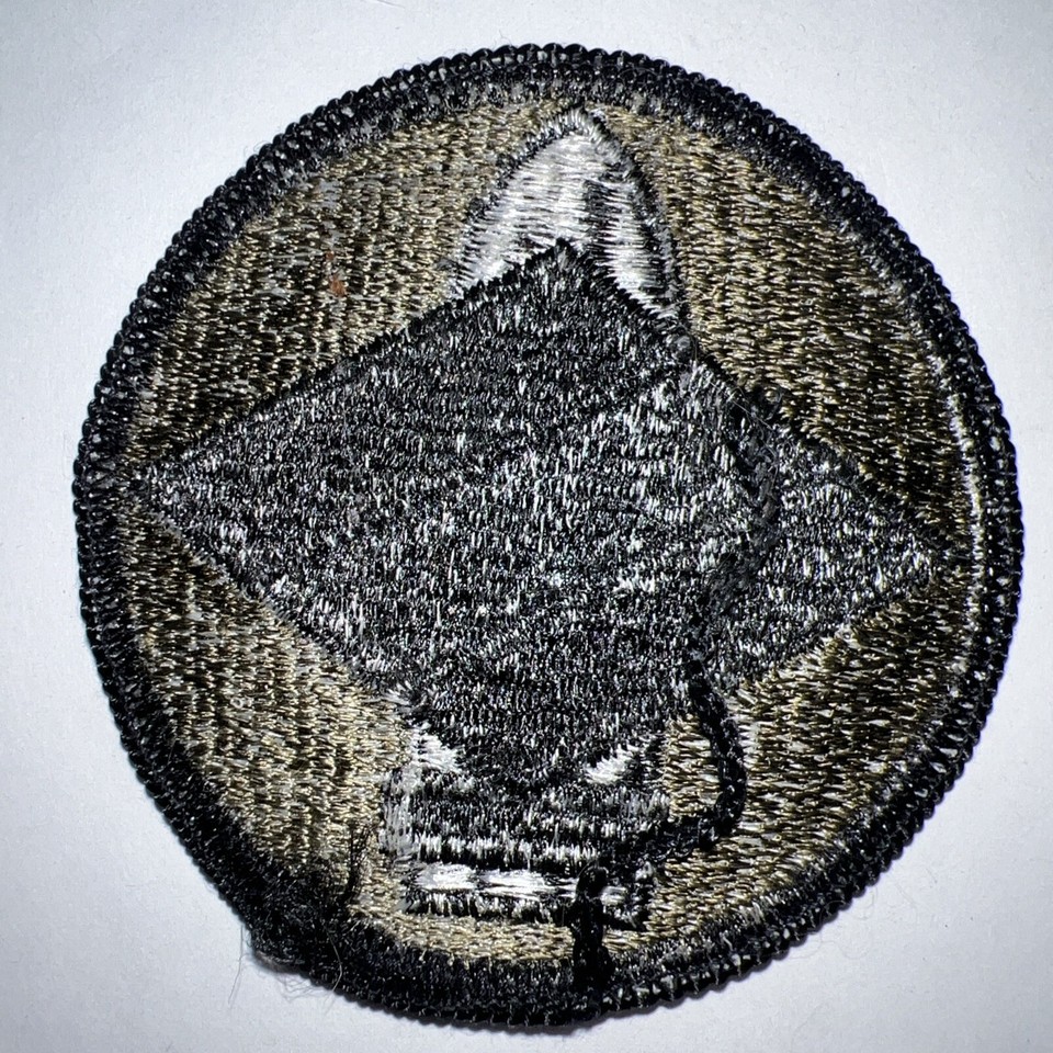 Original U.S. Army 142nd Field Artillery Brigade Subdued Merrow Edge ...