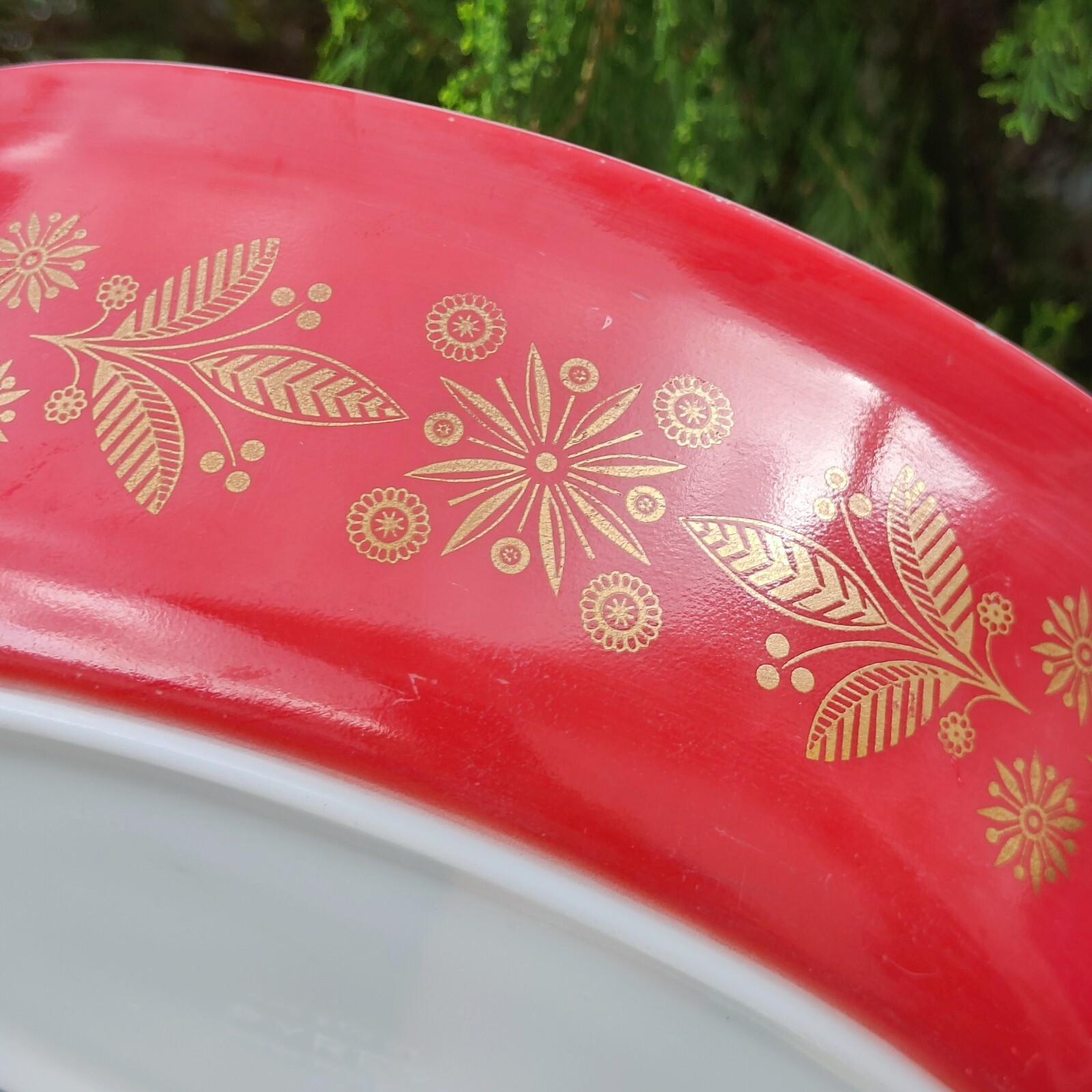 Vintage 1960s Pyrex Promotional Golden Poinsettias Casserole Dish 045 2 ...