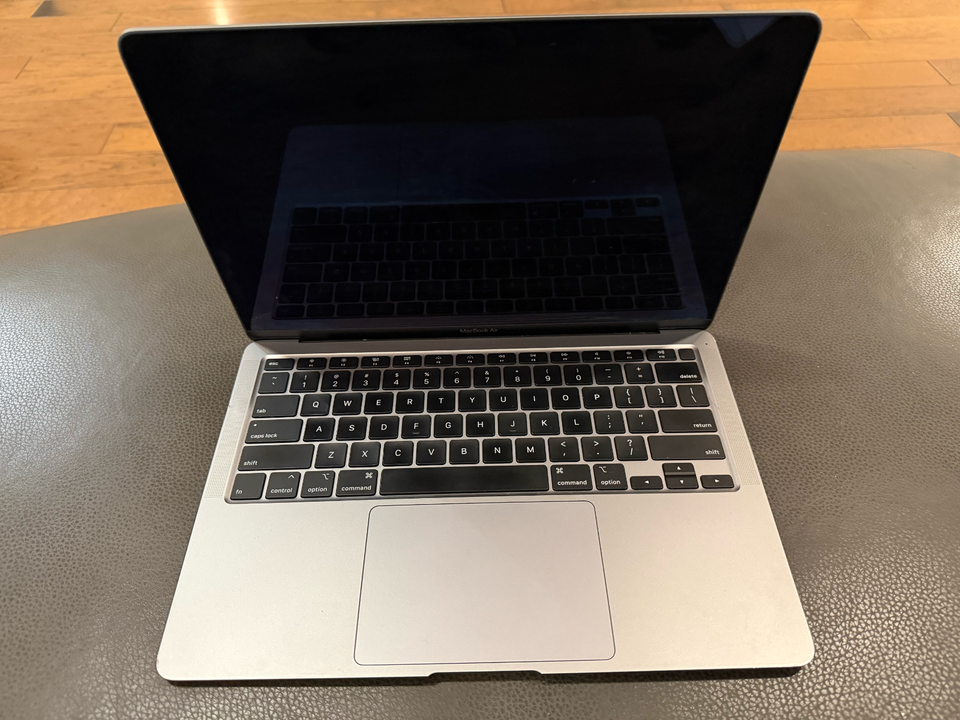 MacBook Air i3 1.1GHz 13" (Early 2020) 256GB SSD Serial Number ...