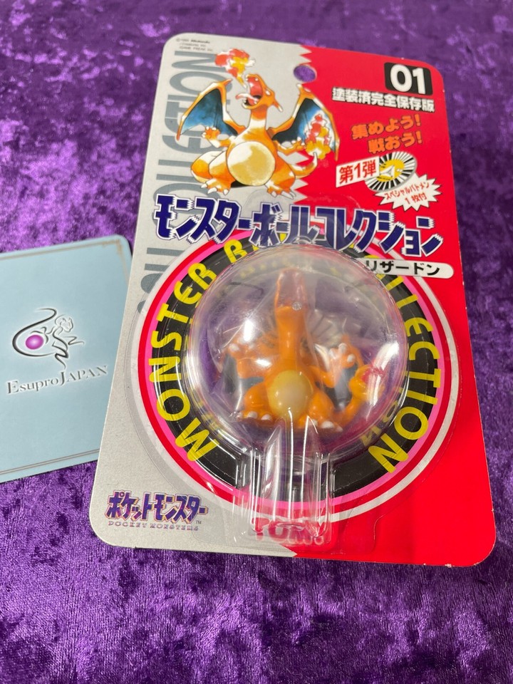 Unopened Mon Colle Pikachu Charizard Monster Poke Ball Collection Tomy ...