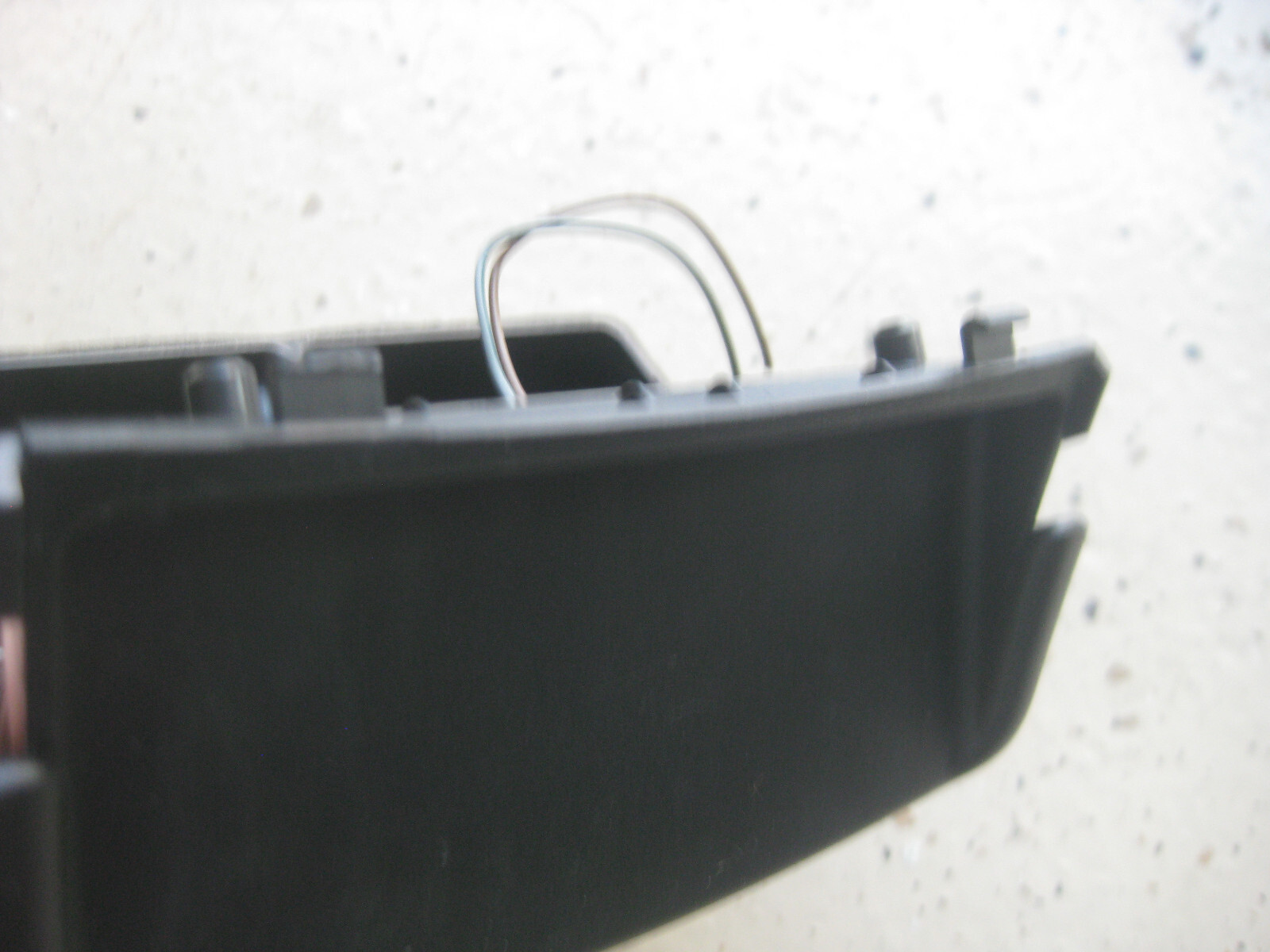 Original Mercedes-Benz W204 Rear Center Console Air Vent A2048300954 ...