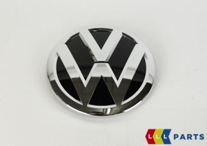NEW GENUINE VW AMAROK 2017- FRONT BUMPER CENTER GRILLE CHROME LOGO ...