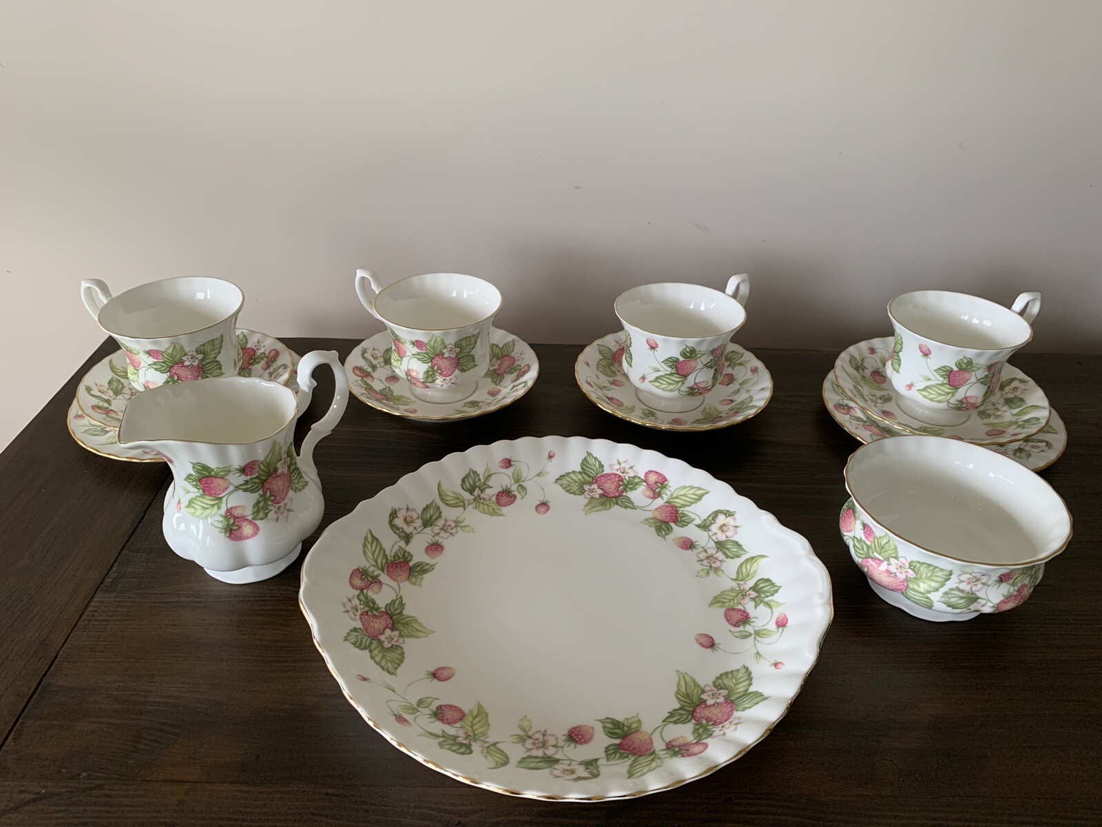 Royal Albert Tea Set ‘Lyndale’ Strawberry Pattern Made In England. | eBay