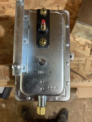 Pressure - Flow Switch