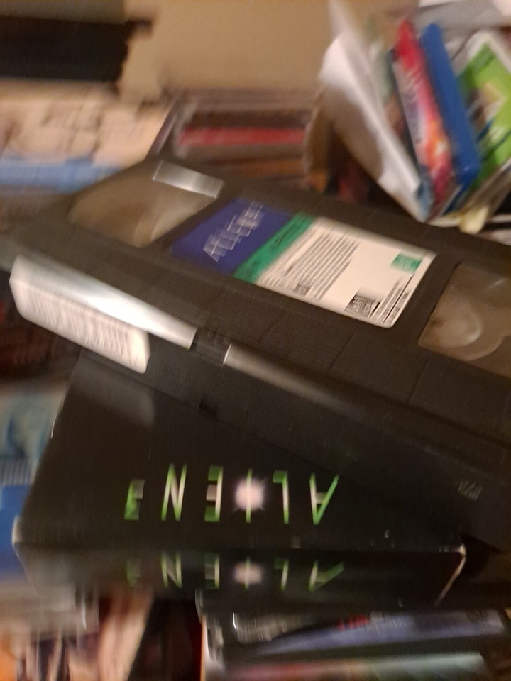 Alien 3 (VHS, 1992) Sci-Fi Horror Sigourney Weaver 86162559334| eBay