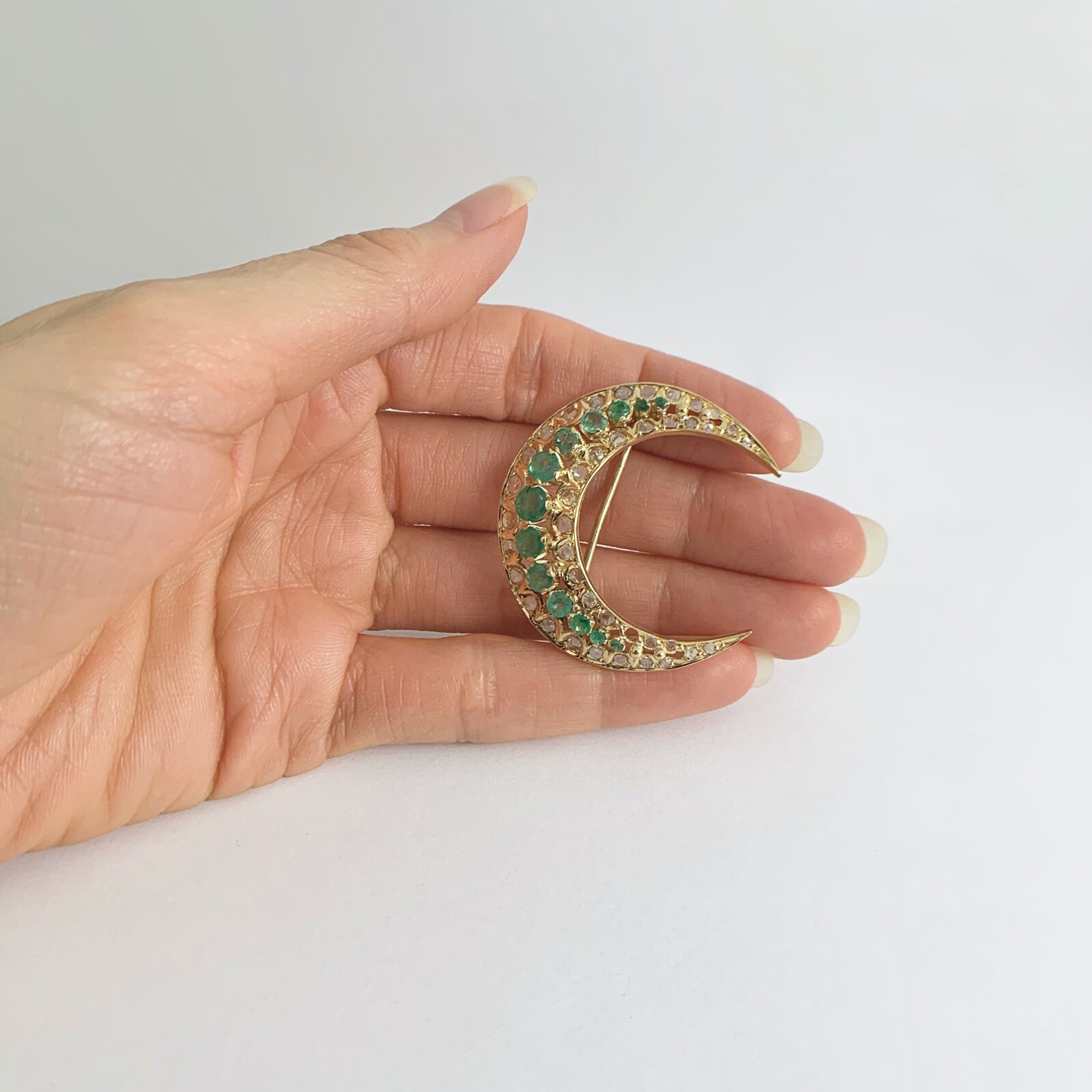 Antique Victorian Emerald Diamond Crescent Moon Brooch Pin 18K Gold, 7. ...