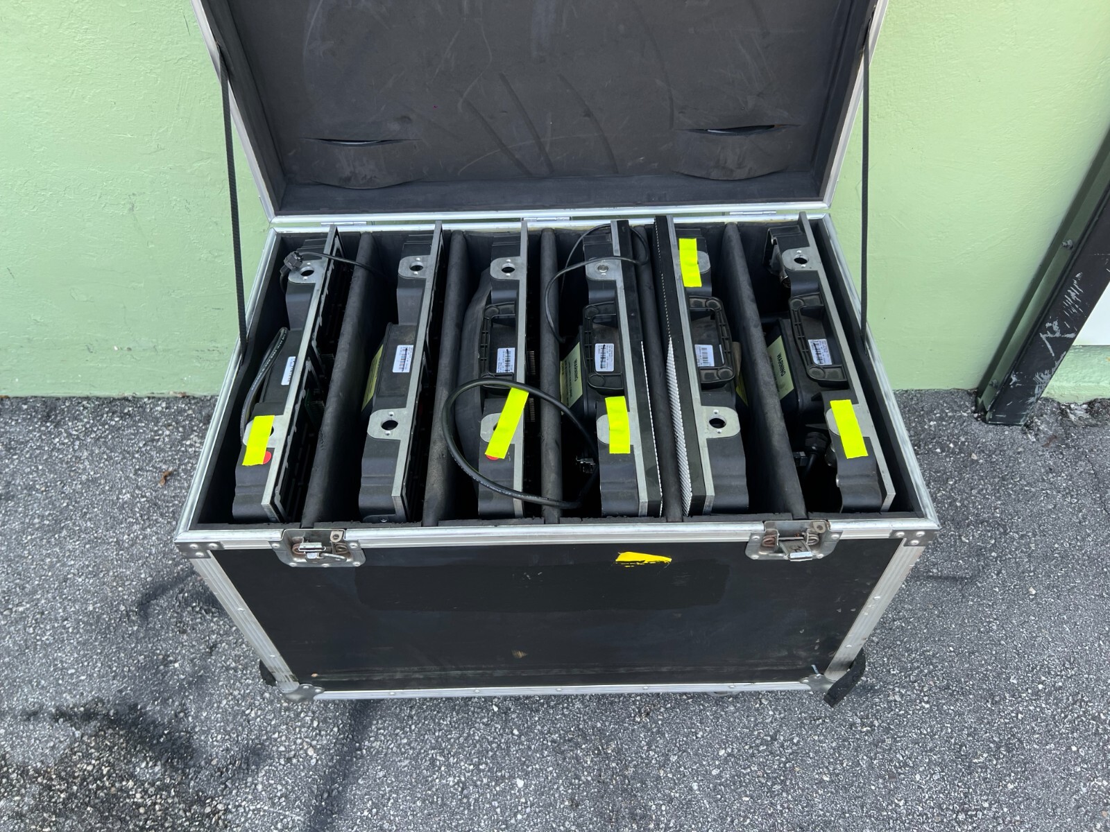 Absen A6T (6) Led Panel Screens W/Case -For Parts #17556-#17560 (One ...