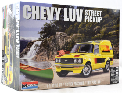 Revell - Monogram Chevy Chevrolet Luv Street Pickup 1/24 Model Car Kit ...