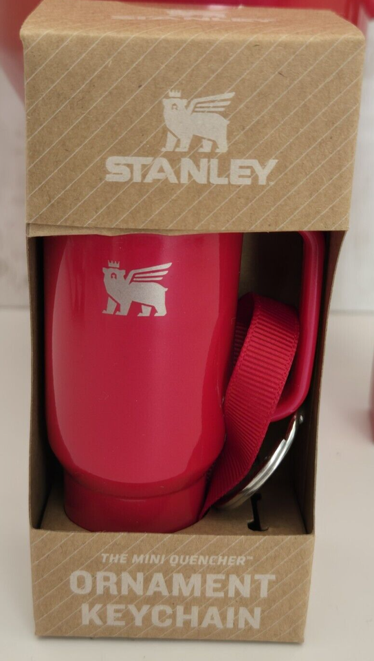 Stanley/Elf Collab Red Delicious 40oz Tumbler +Lip Oil +Keychain ...