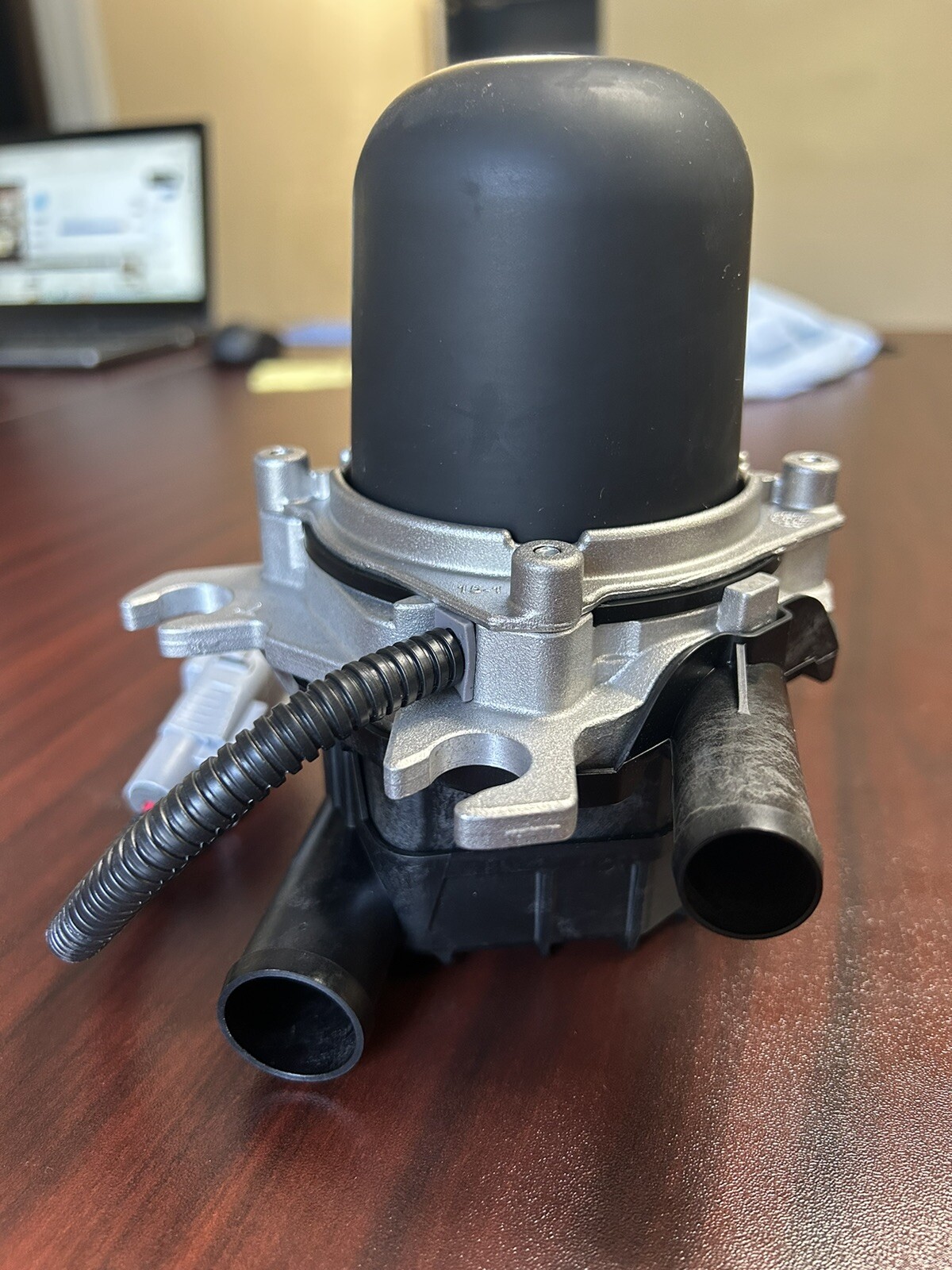 2004-2010 OEM Toyota Tundra 4runner Sequoia Air Pump 176100C010 for ...