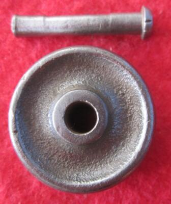 1 VINTAGE SINGER TREADLE SEWING MACHINE FRAME WHEEL AND AXLE OLDER ...