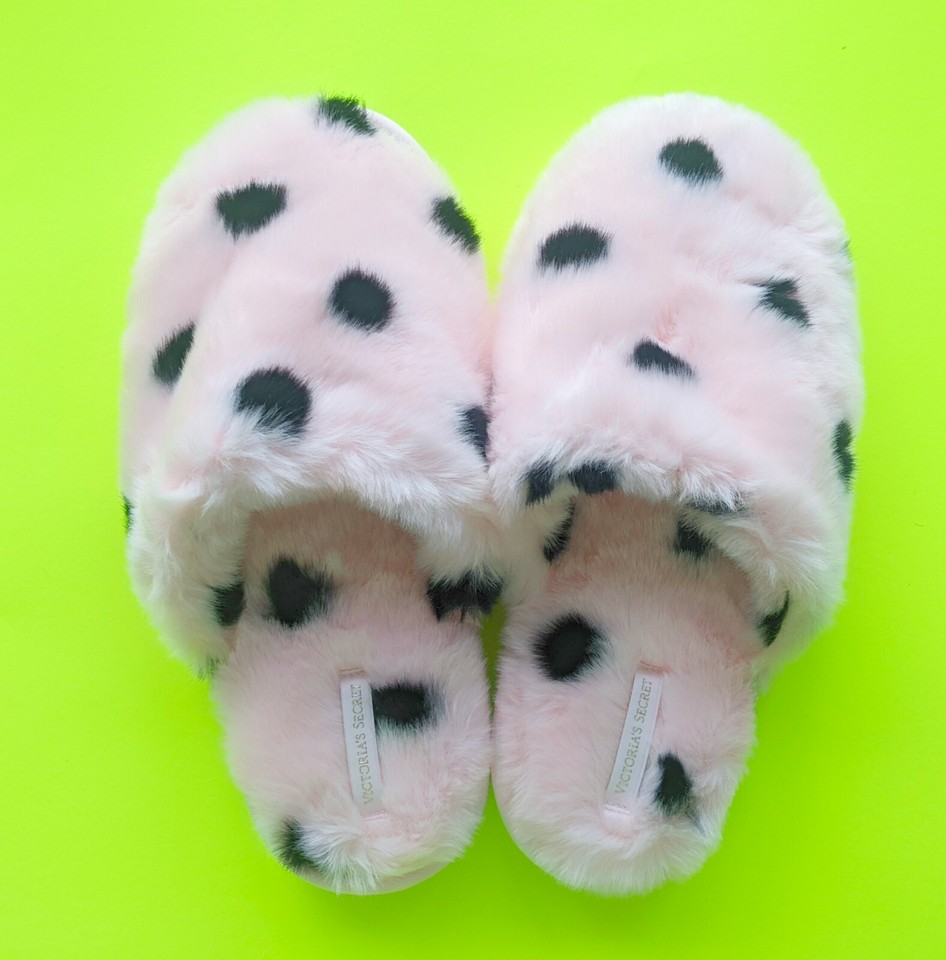 Victoria's Secret Pink Dotted VS Closed Toe Faux Fur Slippers Size M (7 ...