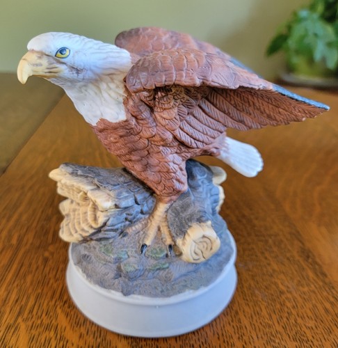 Porcelain Bald Eagle Statue Americana Birds In Flight Collection Royal ...