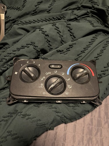 2004 - 2007 Jeep Liberty A/C Heater Climate Control Temp Module OEM ...