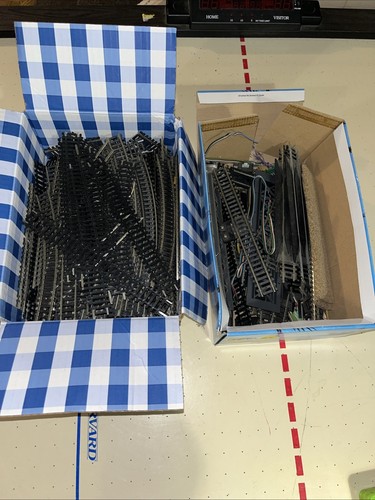 6 pounds of HO scale straight curved and snap switch train tracks | eBay