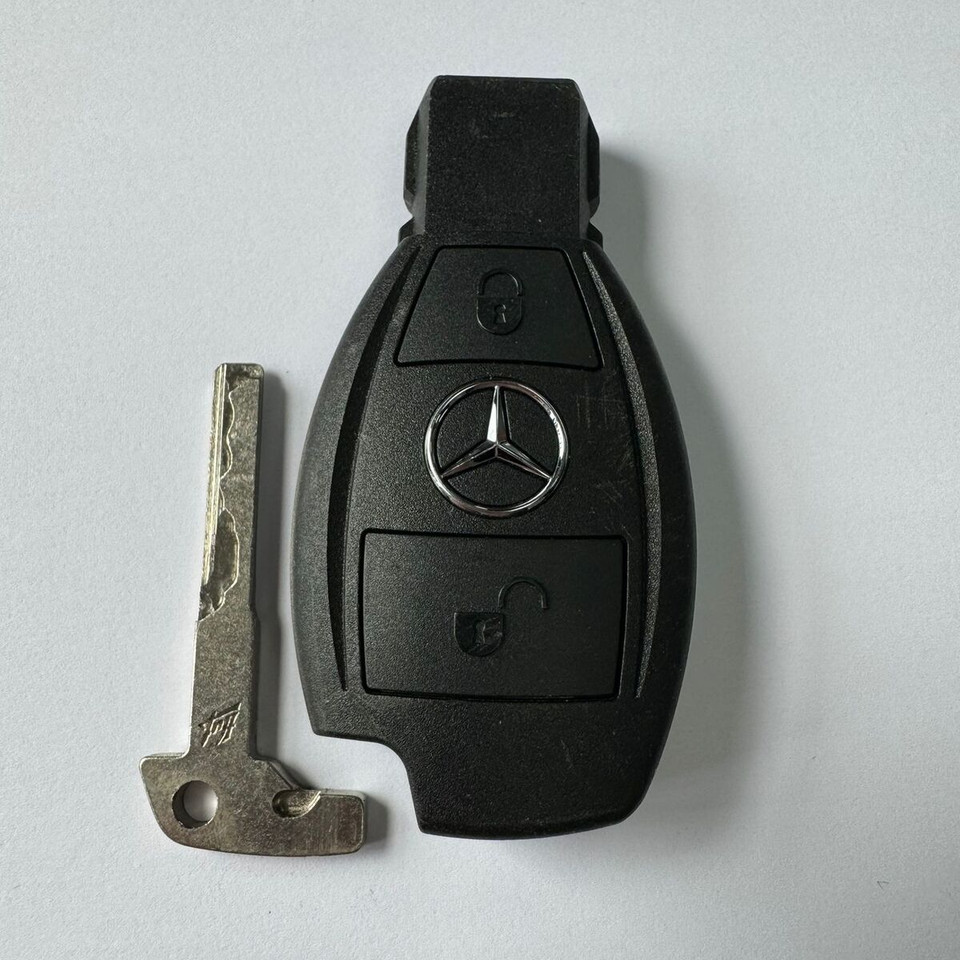 GENUINE MERCEDES 2 BUTTON REMOTE SMART KEY FOB SPRINTER VITO ETC TESTED ...