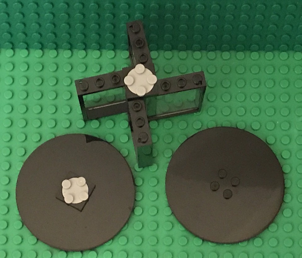 Lego City Town Black Revolving Door With 1x4x6 Trans-clear Glass,8x8 ...