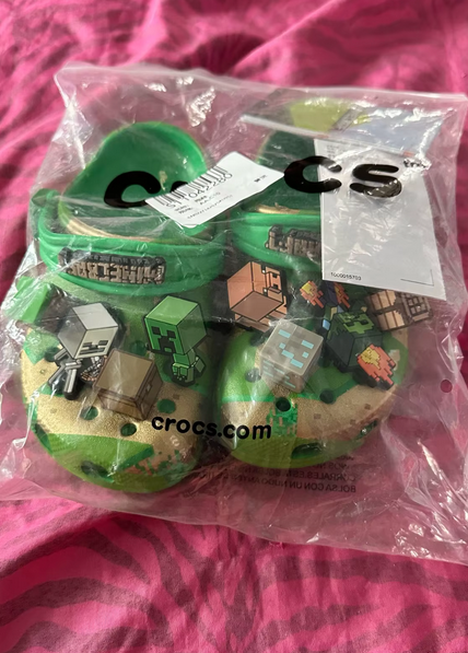 Kids Crocs Minecraft Disney Original Classic Clog Brand New Junior size ...