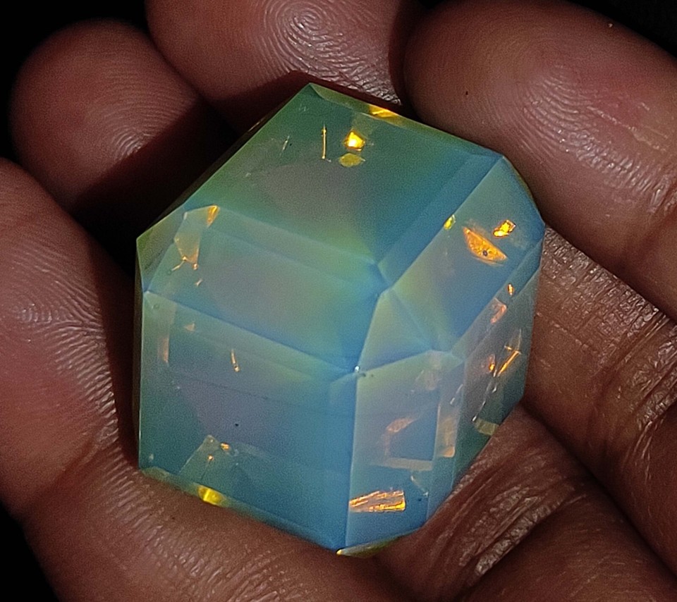 A+Natural 121.80 Ct Green Opal Cube Welo Australian Untreated Certified ...