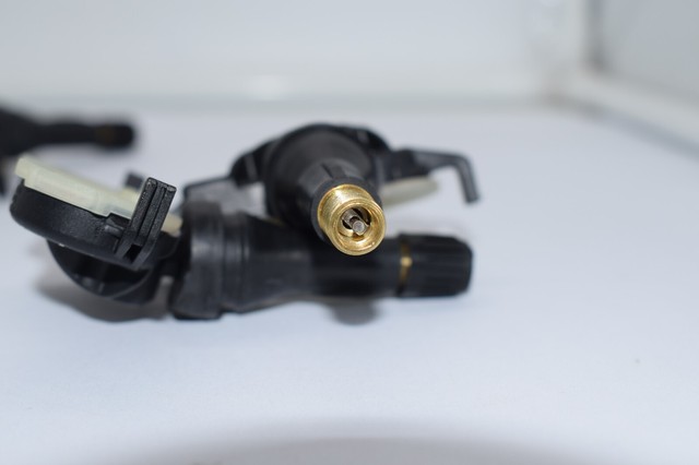 1 Replacement OEM Nissan TPMS Tire Pressure Monitor Sensor 40700-4cb0b ...