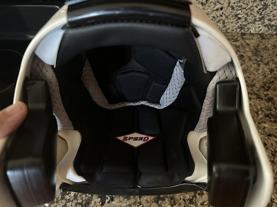 Authentic Oregon Ducks Riddell Revo Speed GAME USED Football Helmet ...