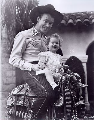 RARE STILL ROY ROGERS PLAYING WITH HIS DAUGHTER ON HIS SADDLE #2 | eBay