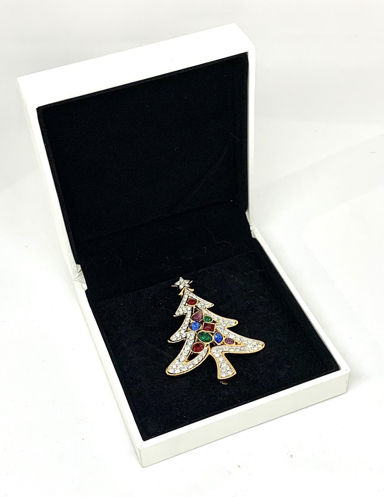 SWAROVSKI 2001 Crystal Christmas Tree Pin w Red & Green Cryatals Signed ...