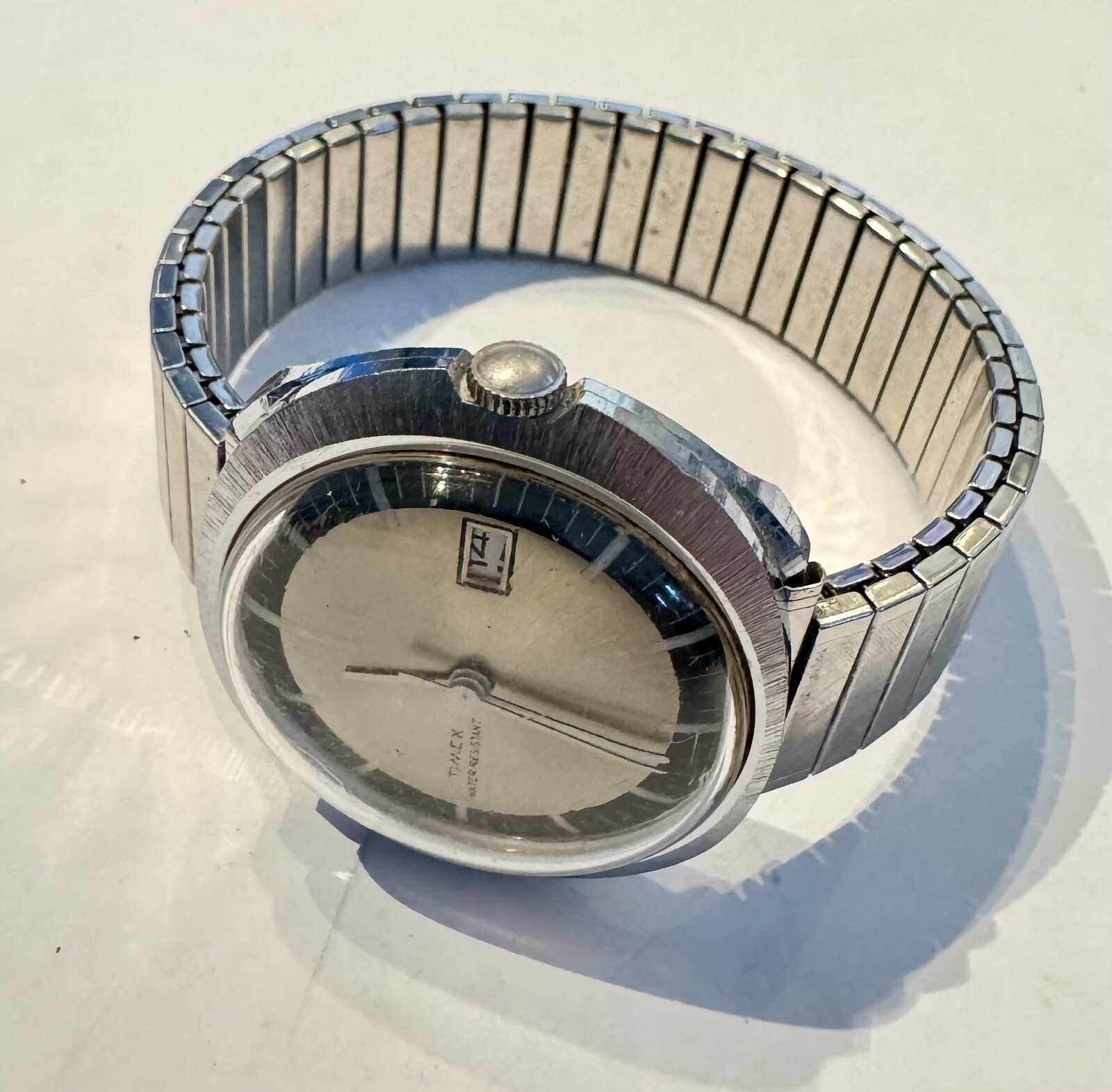 Vintage Timex UFO Watch Mens Stainless Steel Water Resistant Stretch ...