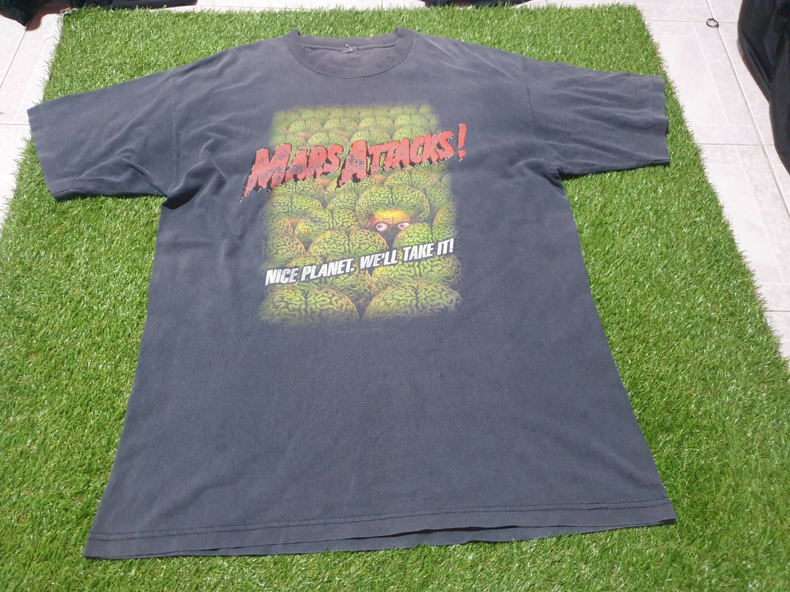 Vintage RARE 90s Mars Attacks Movie T Shirt Size XL… - Gem