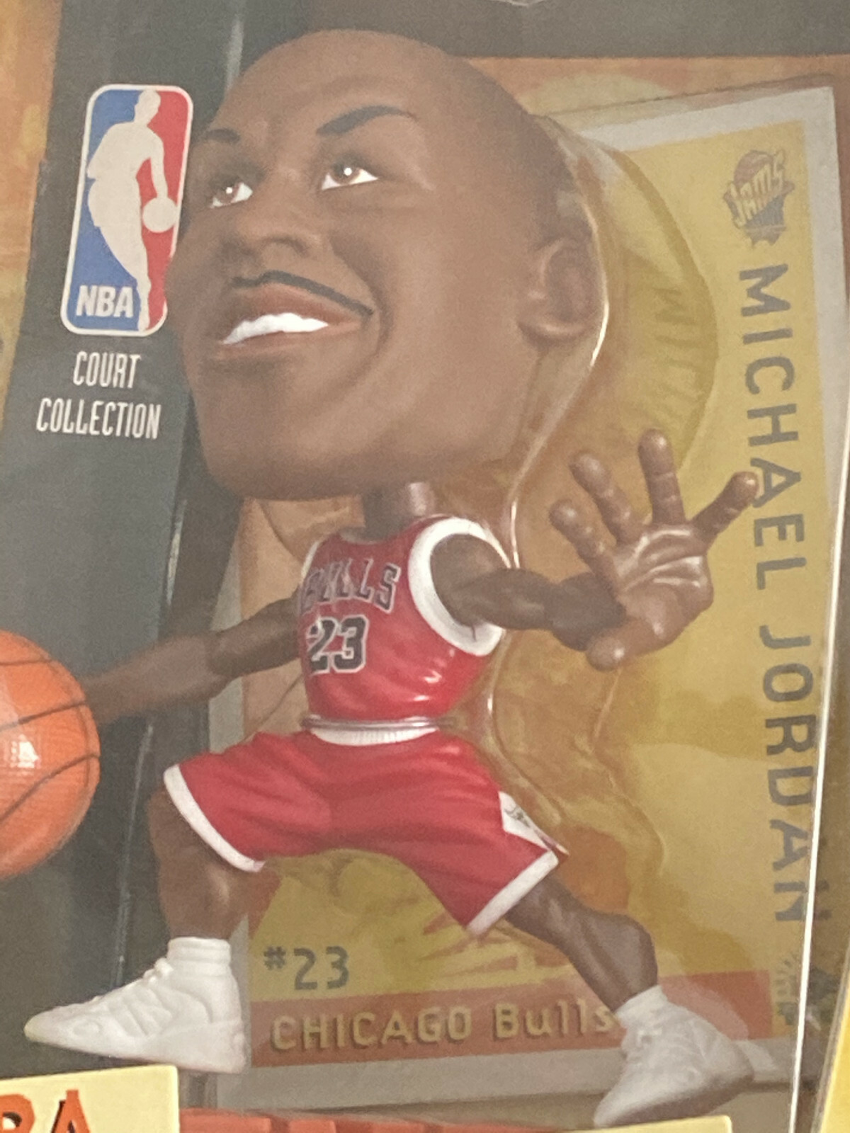 NBA Ultra Jams Chicago Bulls Michael Jordan Bobblehead Figure-Red 8 ...