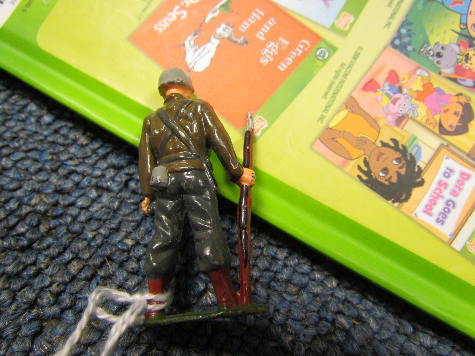 VINTAGE 1950s TIMPO HOLLOW CAST LEAD U.S. ARMY GI SOLDIER No. 9000 | eBay