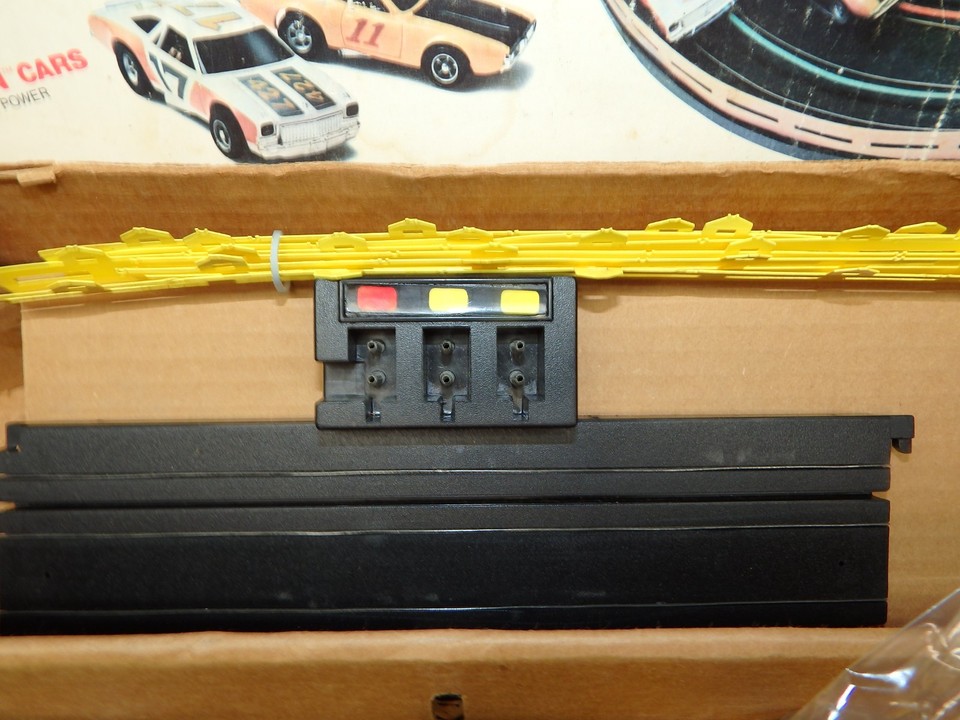 AFX AURORA DAYTONA 500 SLOT CAR SET W/CARS/BOX 1979 | eBay