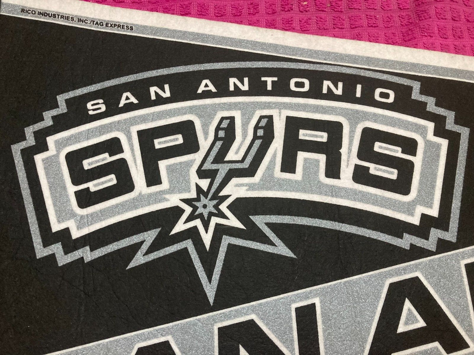VTG SAN ANTONIO SPURS NBA PENNANT - RICO INDUSTRIES - TAG EXPRESS ...