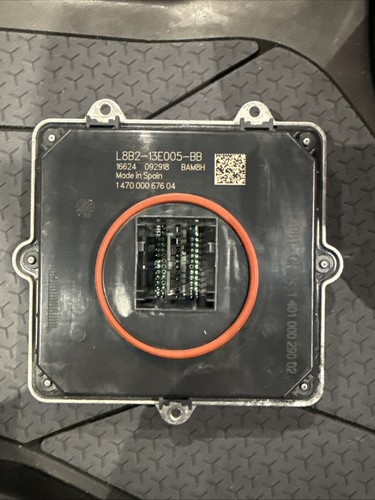 Genuine Land Rover Defender 2024 L663 Headlight Module N/S L8B213E005 ...