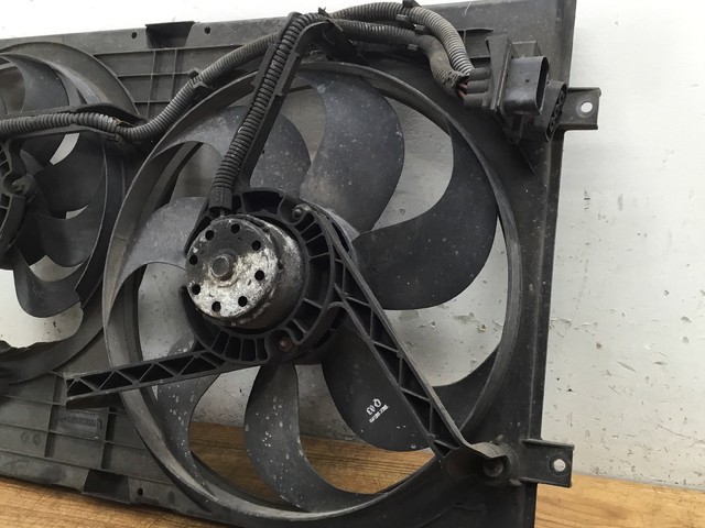 2004 04 VW Jetta Radiator Cooling Fans Fan Shroud Assembly 1j0121207j ...