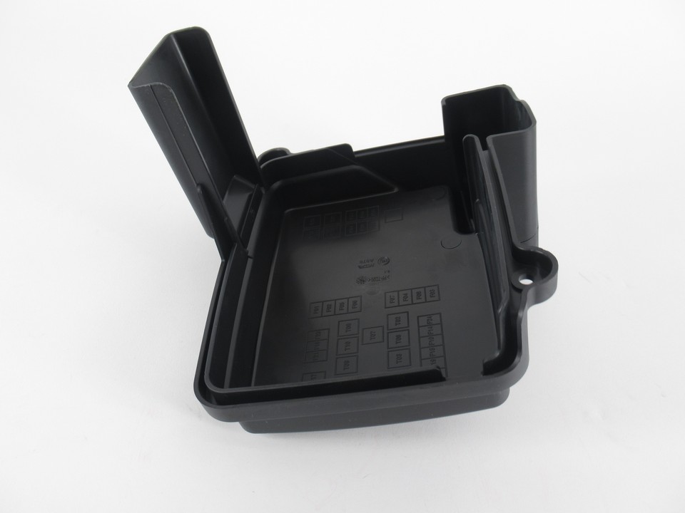 Genuine OEM Mopar Ram 68100627AA Power Distr Fuse Box Cover 2014-2023 ...