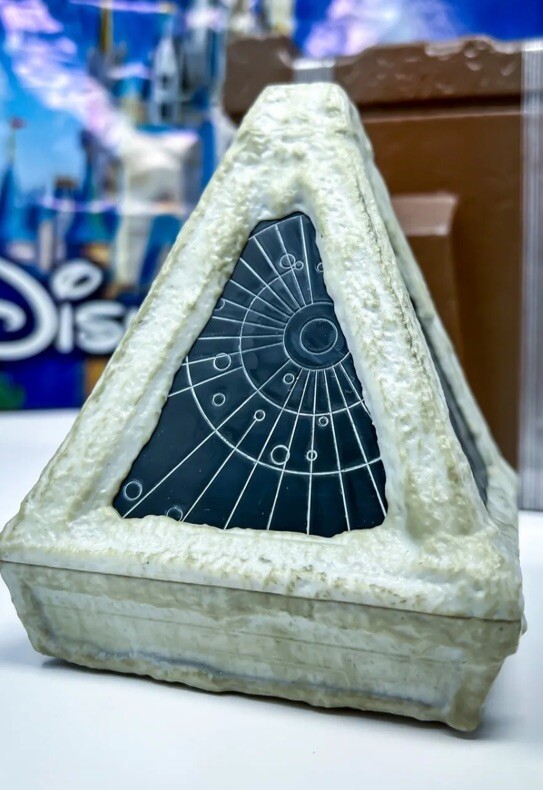 Disney Parks Galaxy’s Edge Sith Wayfinder Black & White Star Wars ...