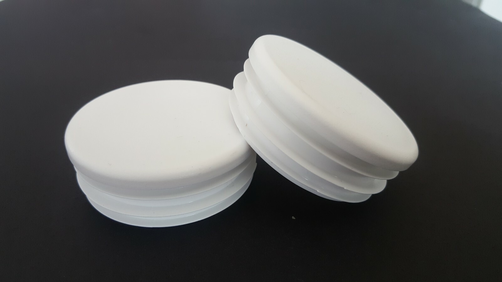 Round Plastic White Blanking End Cap Caps Tube Pipe Inserts Plug Bung ...