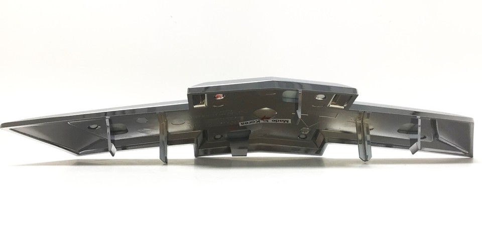 2022-2025 Chevrolet Silverado 1500 Front Grille Black Bowtie Emblem ...