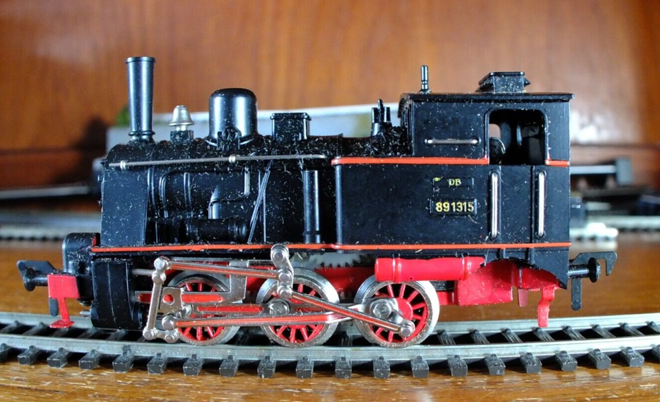 Fleischmann 1315 HO gauge DB BR 89 / Prussian T3 steam locomotive in ...