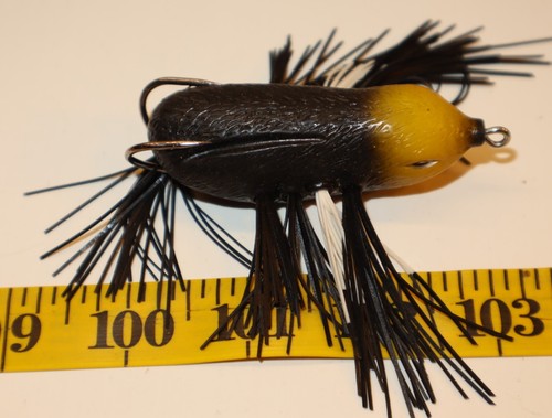 Flippin The Bird Fishing Lure | eBay