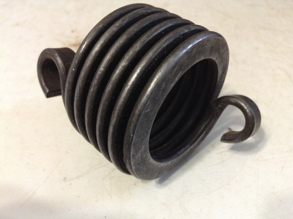 F3136 - A New Starter Drive Bendix Spring For An IHC D2, D15 Trucks ...