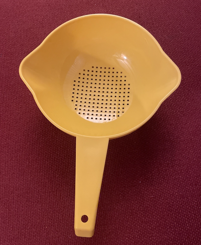 MINT Condition Vintage Tupperware #1200-1 Small Yellow 1 Quart Strainer ...