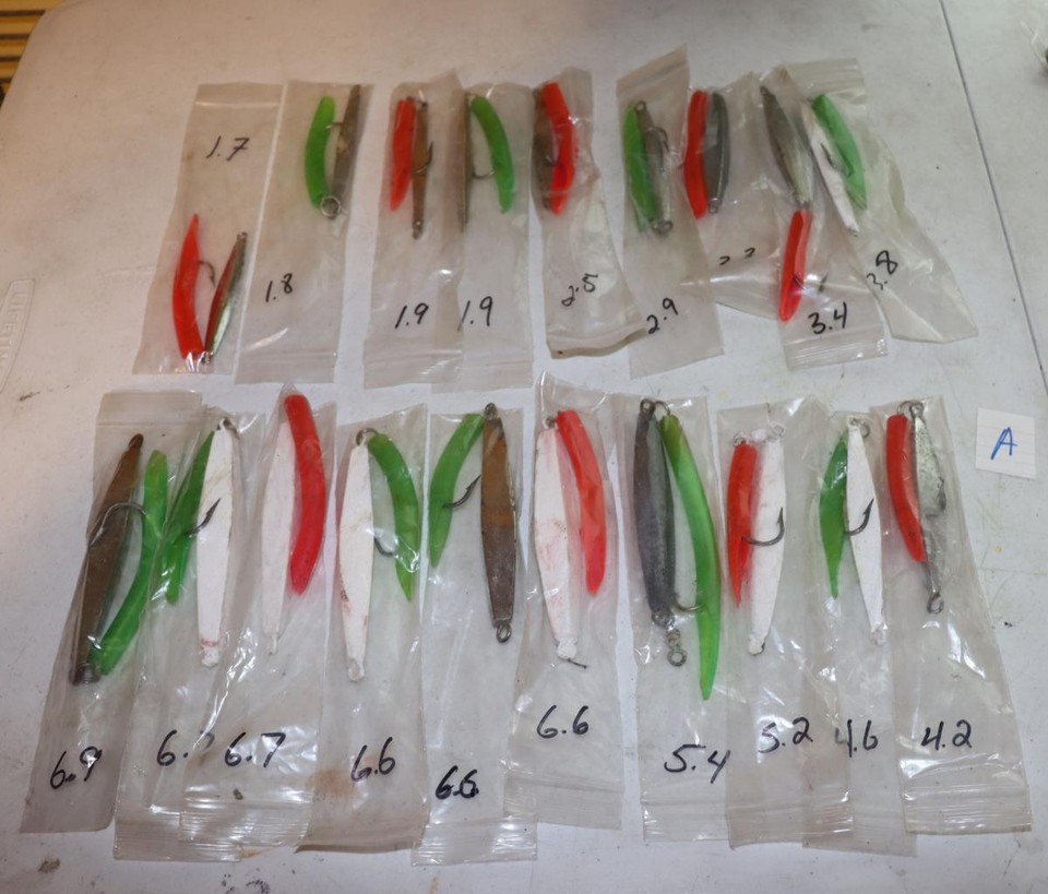 Lot of 16 Diamond Fishing Jigs Lures 2oz 3oz 6oz Surgical Tube Color ...