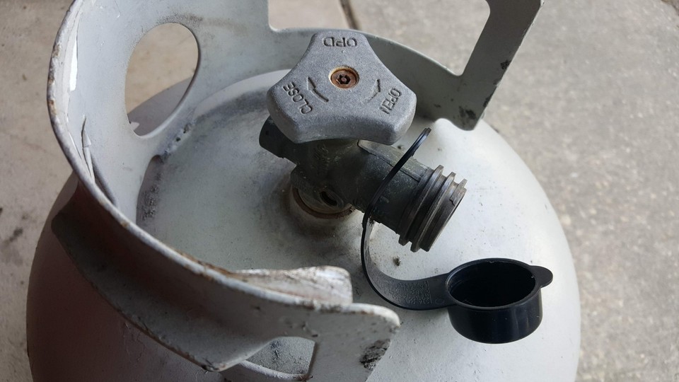 10 NEW Vinyl OPD VALVE PROTECTIVE DUST / SAFETY CAPS for PROPANE / BBQ ...