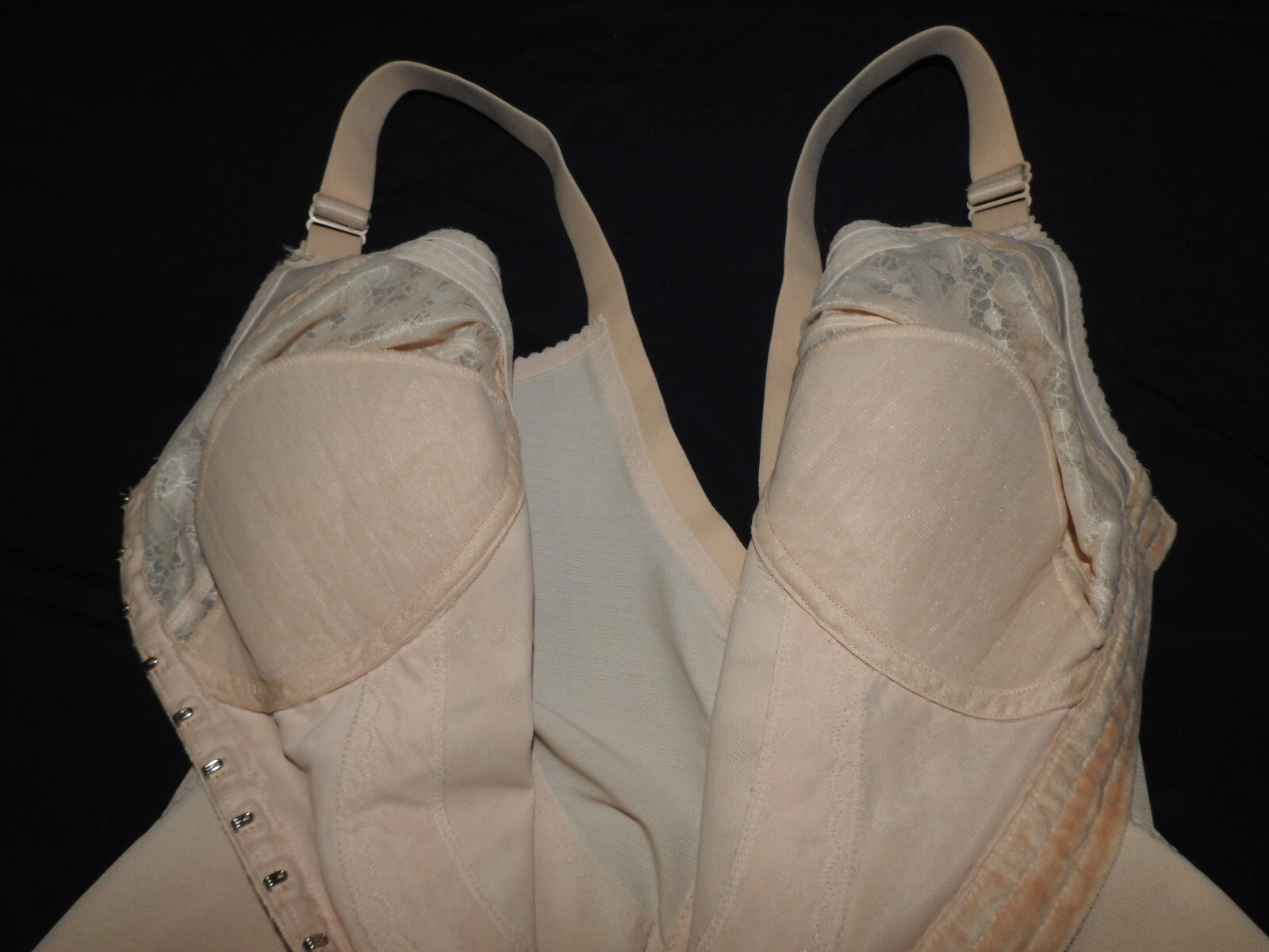 RARE!Vtg Triumph open bottom girdle corselette front … - Gem