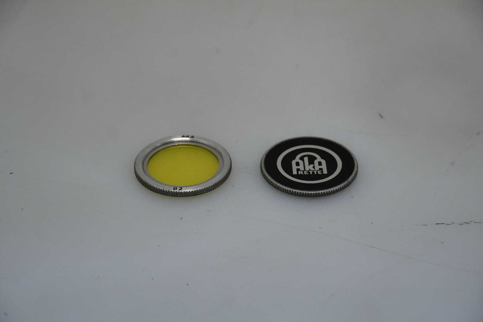 AKARETTE 35MM YELLOW CAMERA FILTER WITH ORIGINAL LENS CAP | eBay