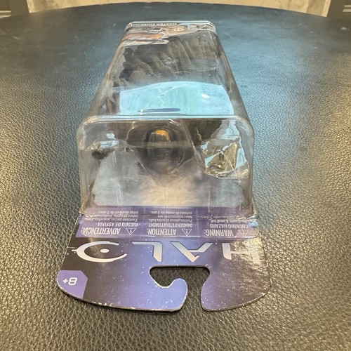 HALO 5 Guardians Master Chief w Cloak * McFarlane Toys Figure MOC ...