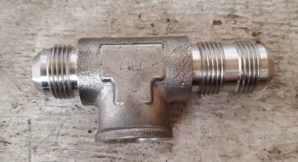 AN783 (AS1031) - STAINLESS, BULKHEAD TEE, FLARED TUBE, INTERNAL THREAD ...