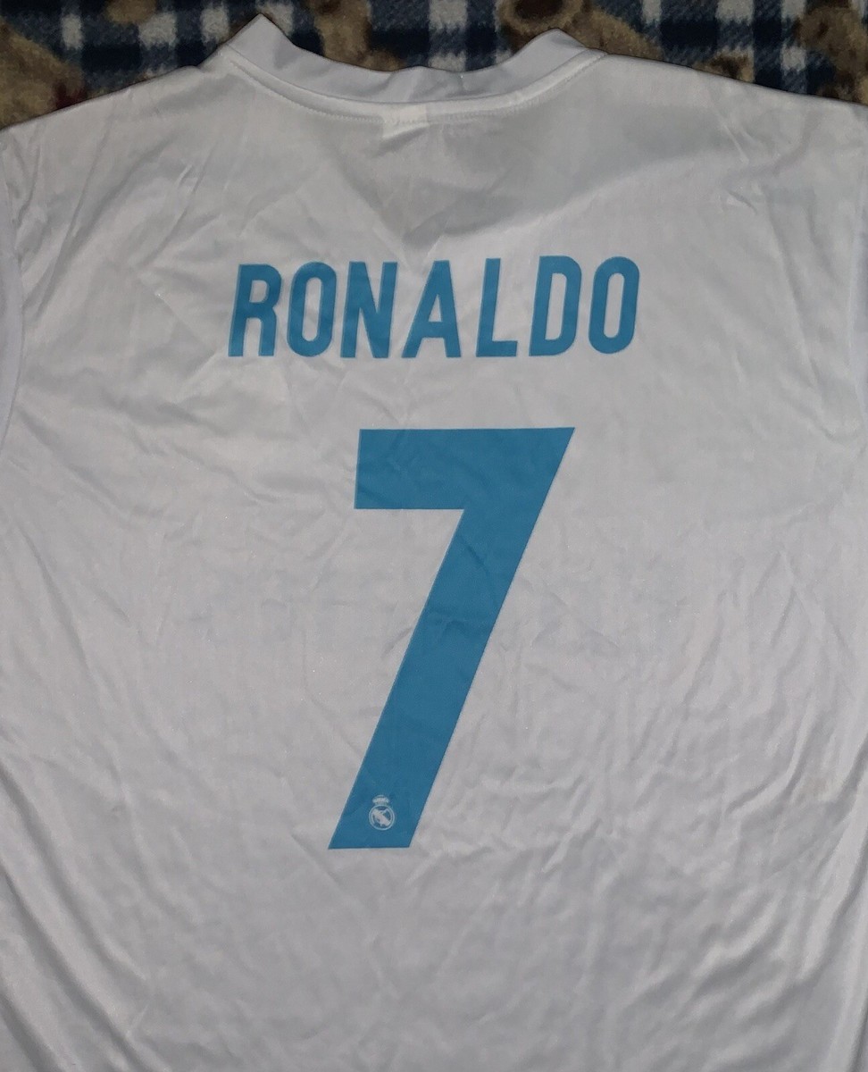 Fly Emirates Soccer Ronaldo